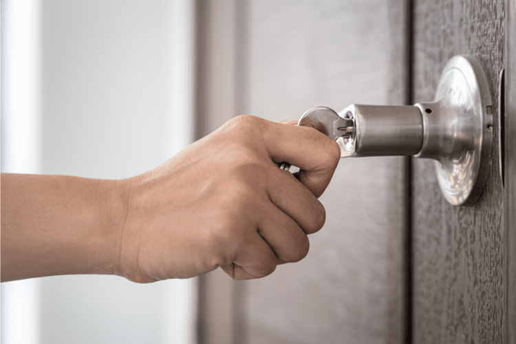 How to fix common lock problems | HomeServe