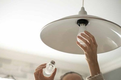 How to change a light bulb | HomeServe