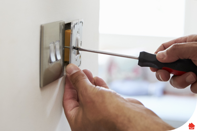 How to replace a light switch | HomeServe