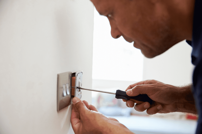 How to replace a light switch | HomeServe