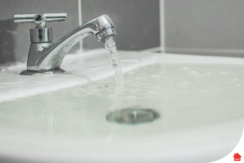 What to Do if Your Bathroom Floods | HomeServe