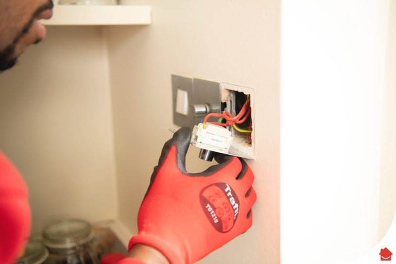 Plug Socket Not Working? Here’s What to Do | HomeServe